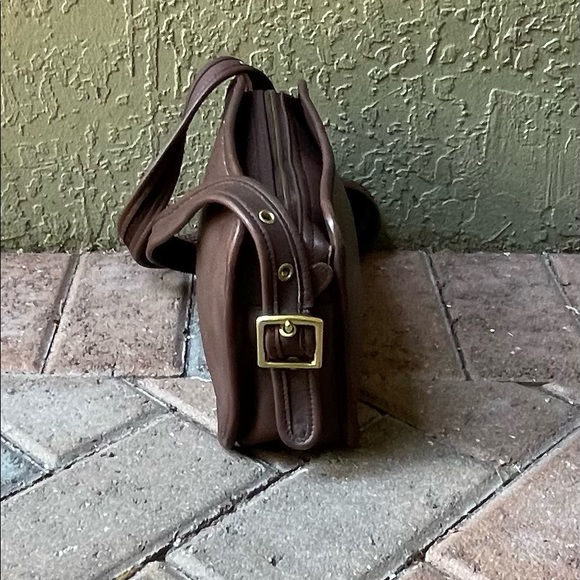 Coach | Bags | Coach Vintage Brown Leather Camera Bag | Poshmark